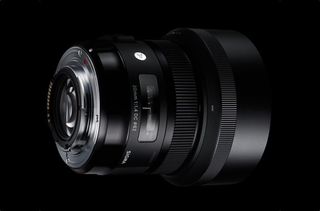 Sigma treats Micro Four Thirds and E-mount camera owners to new lenses ...