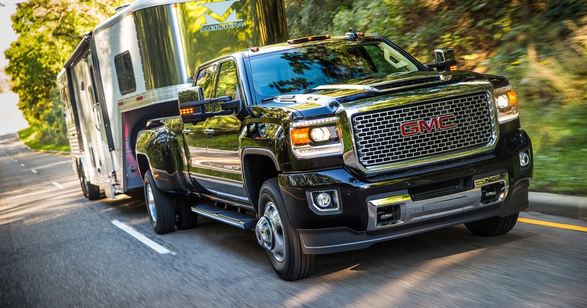 Torque war: GM's upgraded Duramax diesel V8 boasts 910 lb-ft. of torque ...