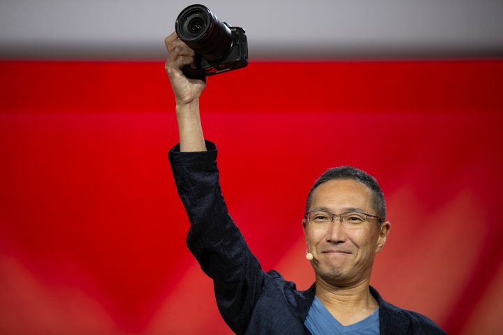 Canon joins full-frame mirrorless gang with EOS R - Digital Trends