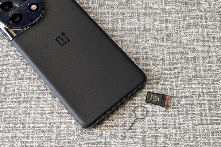 Does the OnePlus 11 have eSIM? Everything you need to know - Digital Trends