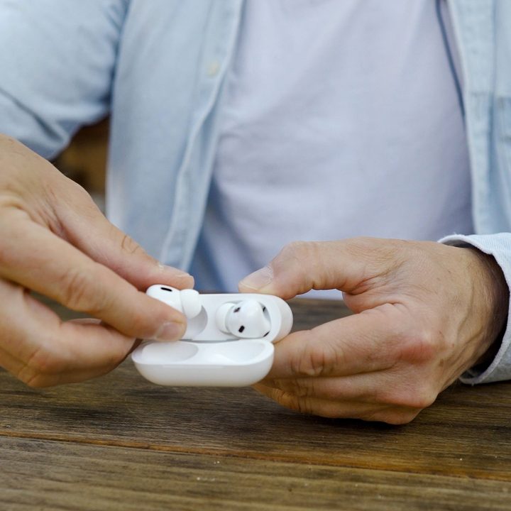 How to replace lost or broken AirPods, AirPods Pro, or cases - Digital ...