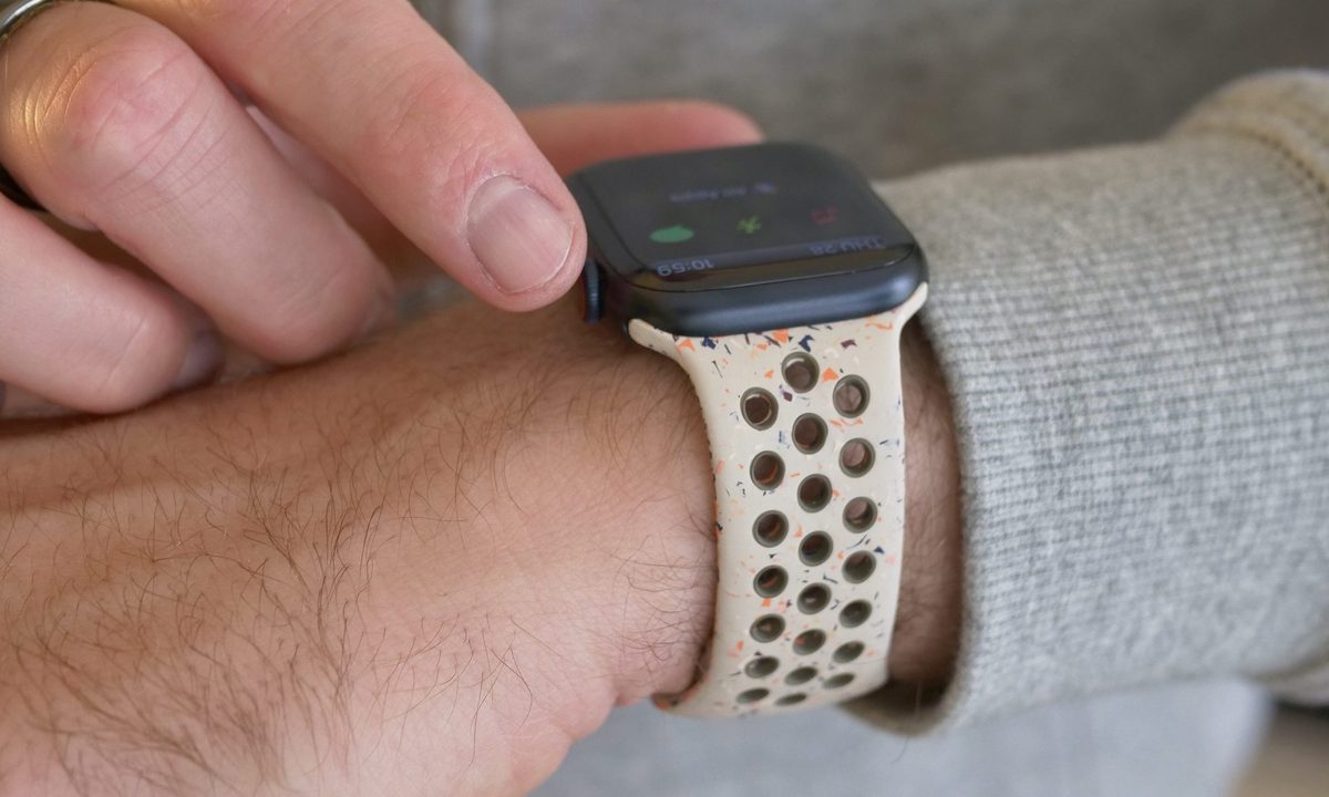 Apple Watch Series 9 vs. Apple Watch SE 2: all the big differences ...