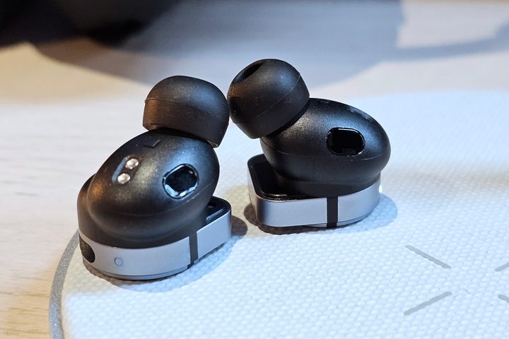 Master & Dynamic MW09 earbuds review: wireless objects of desire ...