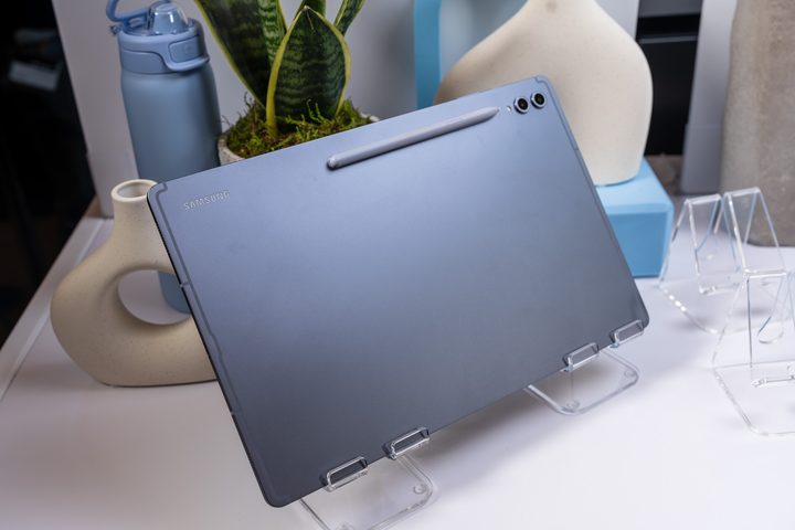 The Galaxy Tab S10 Ultra brings AI to a big tablet - Digital Trends