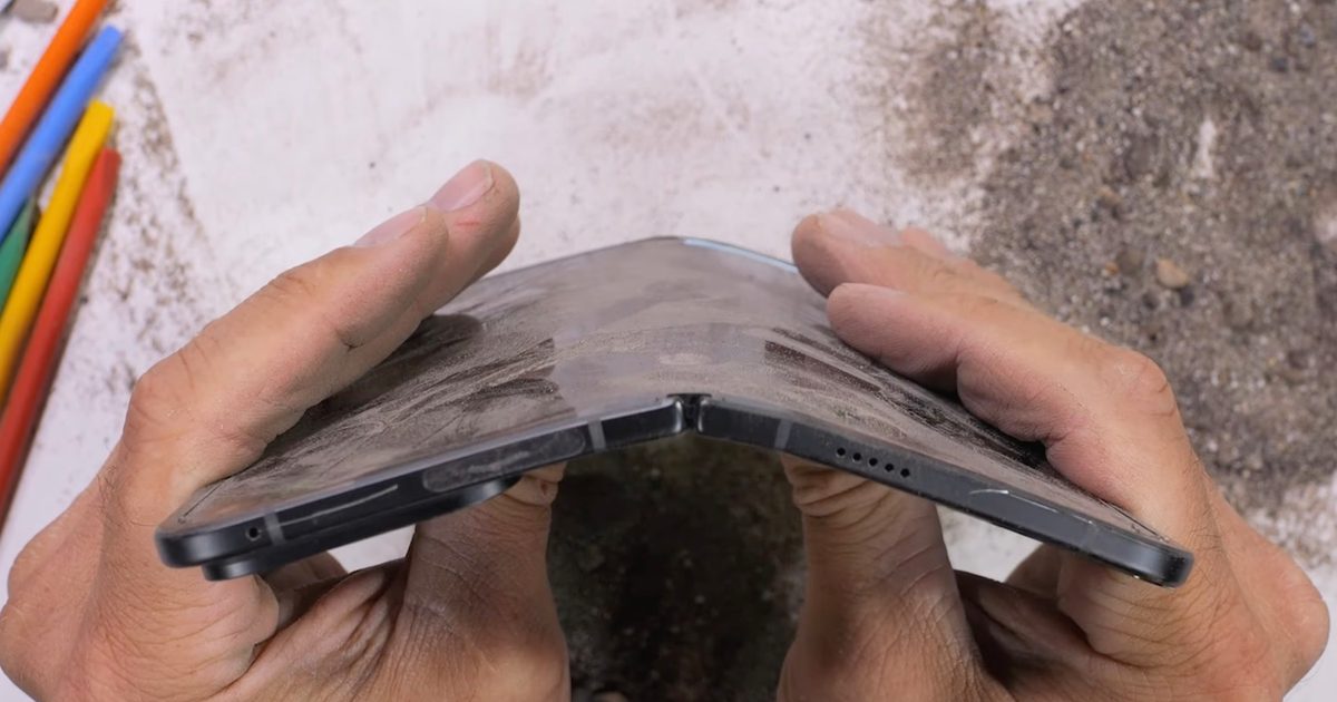Pixel 9 Pro Fold bends in this extreme durability test, but does it ...
