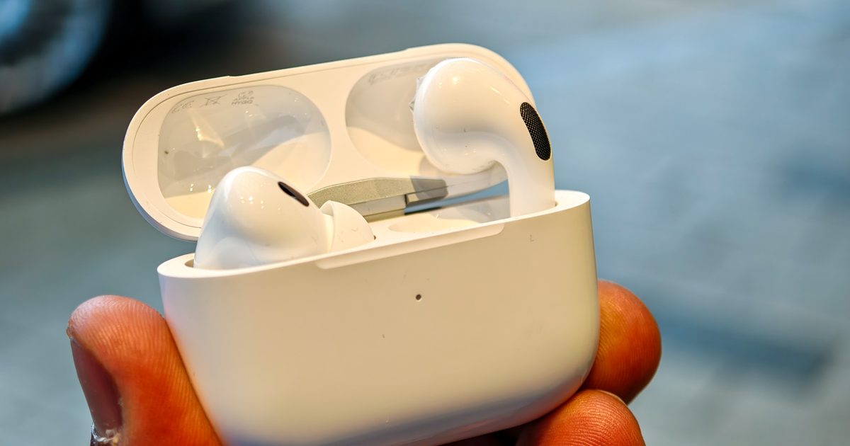 How long do Apple AirPods last? - Digital Trends
