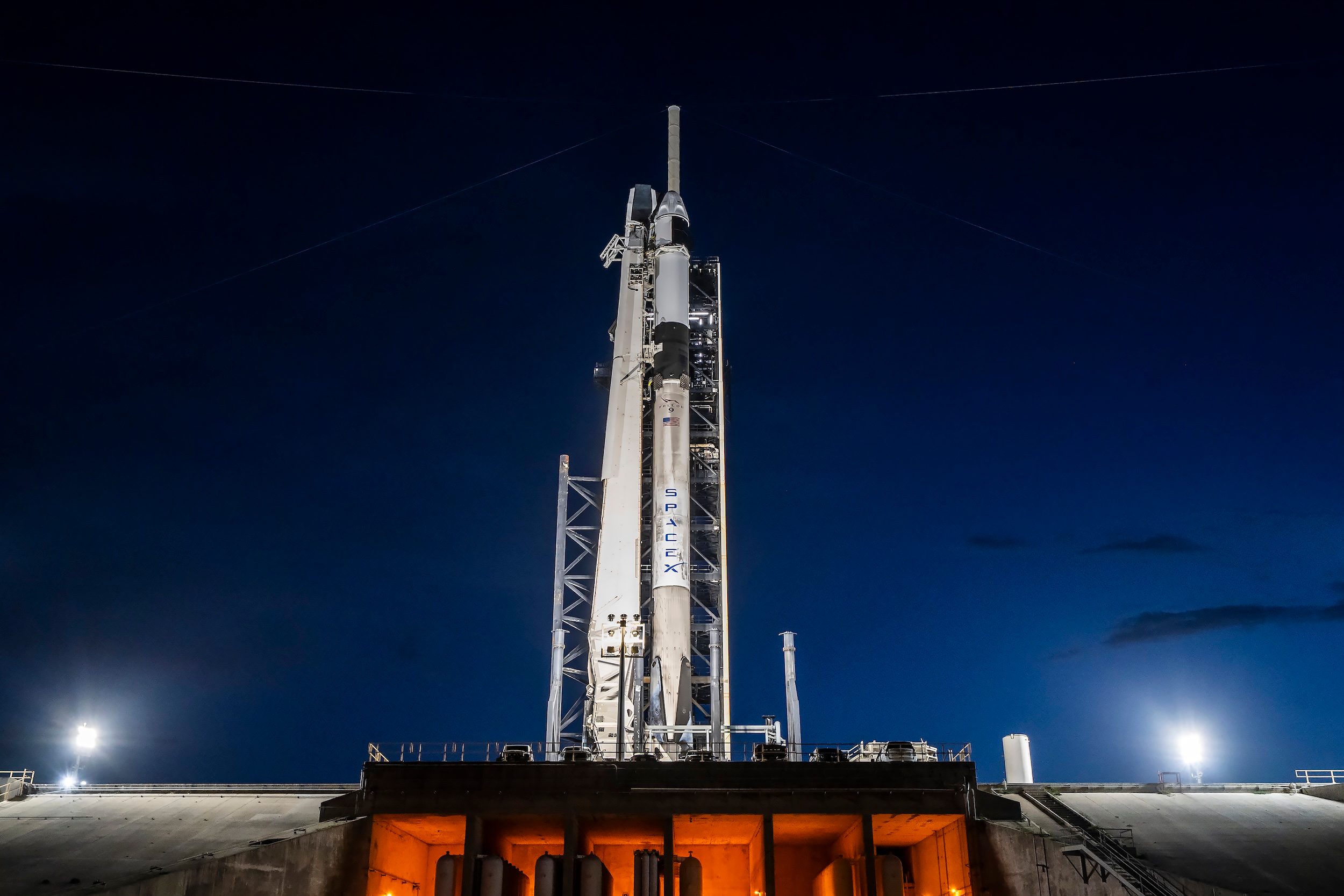SpaceX reveals new target date for private crewed launch to ISS ...