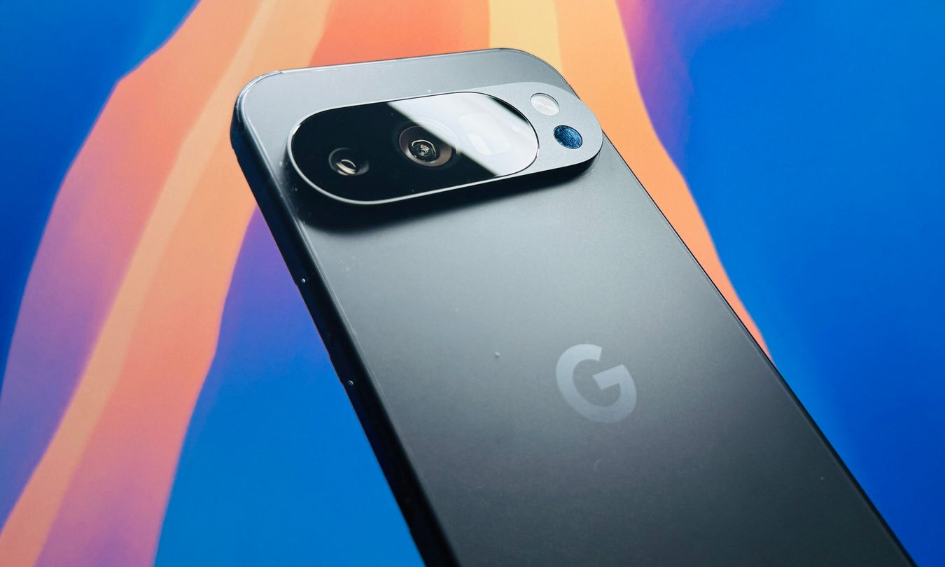 Google Pixel phones might soon block downgrading to an older Android ...