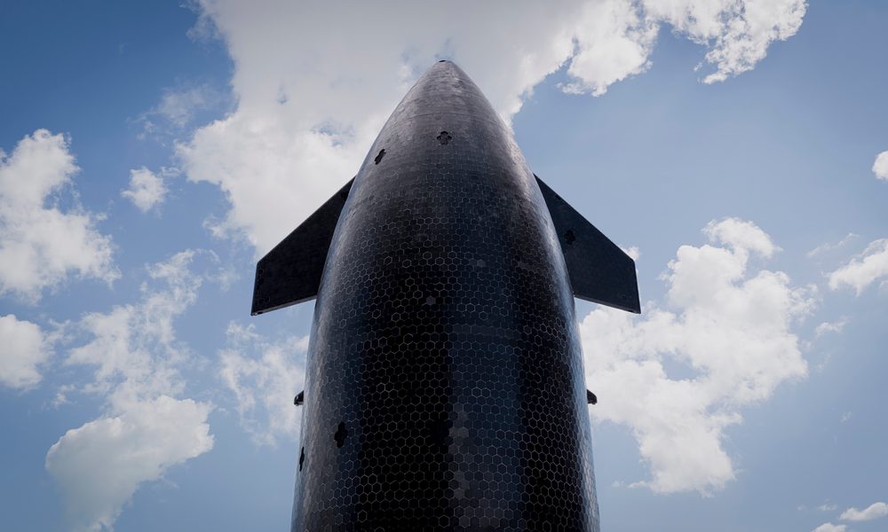 SpaceX proposes 'simplified' moon mission as it seeks to retain lunar ...