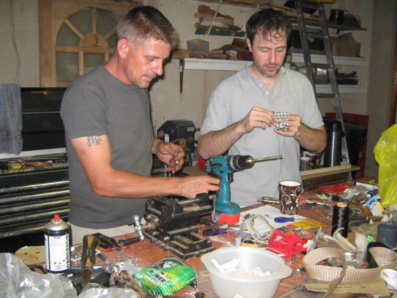 Meet the tinkerer-turned-prosthetic pioneer who 3D printed a working ...