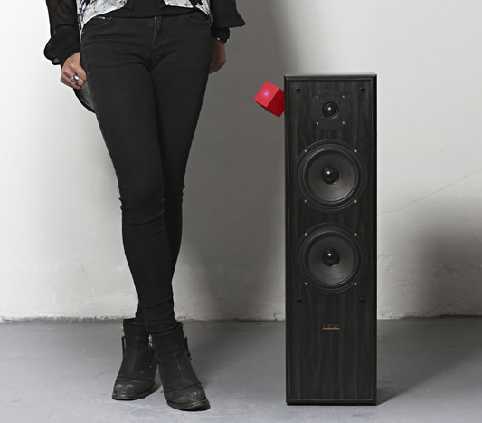 The Vamp revives old speakers with Bluetooth, mobile connectivity ...