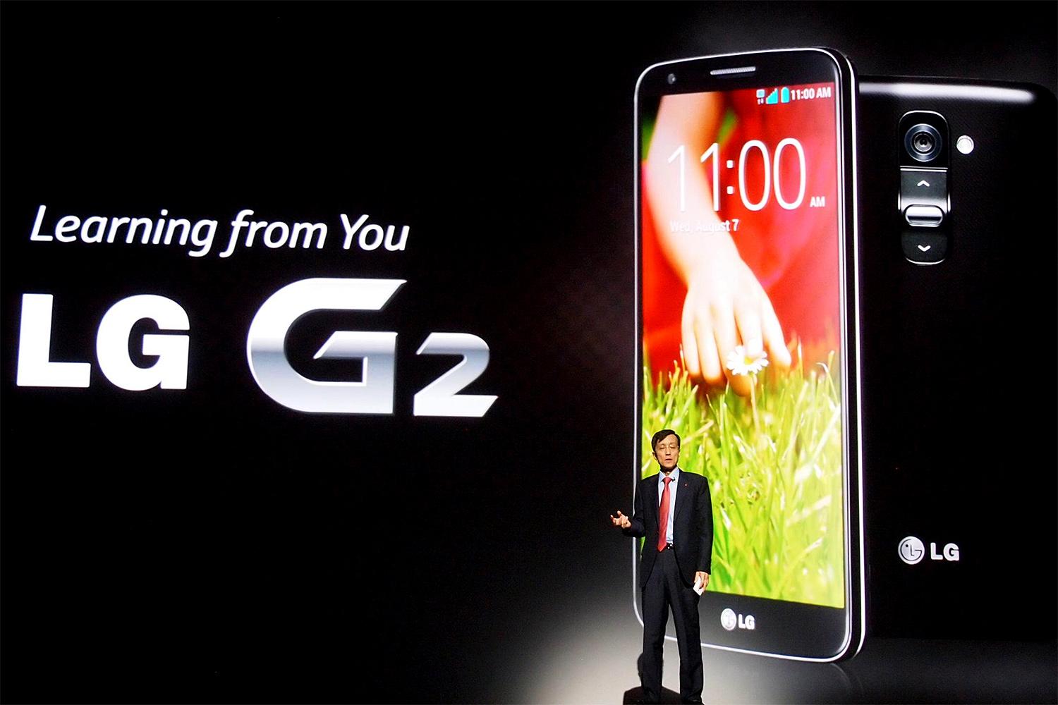 LG G2 unveiled: 5.2-inch screen, coming to all major U.S. carriers ...