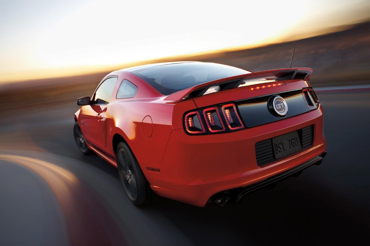 2014 vs 2015 Ford Mustang | Digital Trends