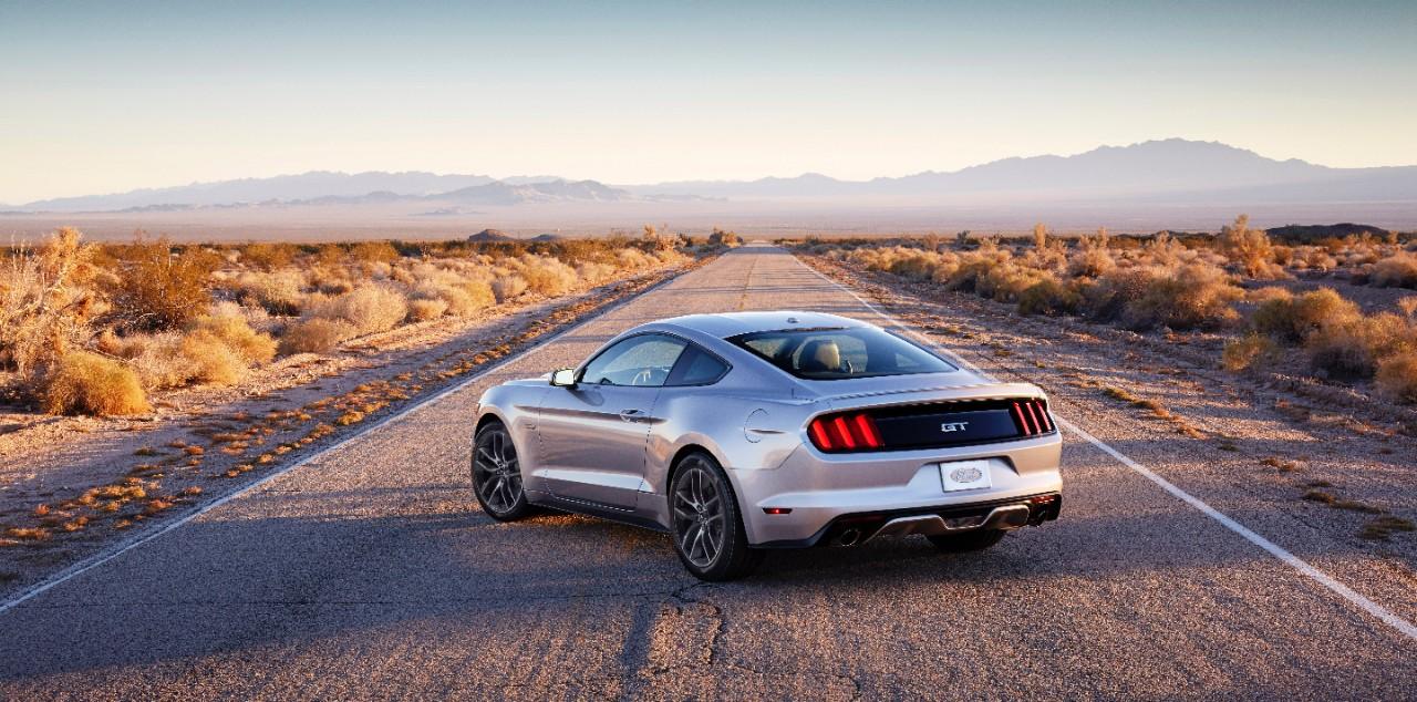2014 vs 2015 Ford Mustang | Digital Trends
