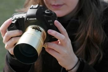 New Petzval 58 Creates Bokeh Like No Other Camera Lens | Digital Trends