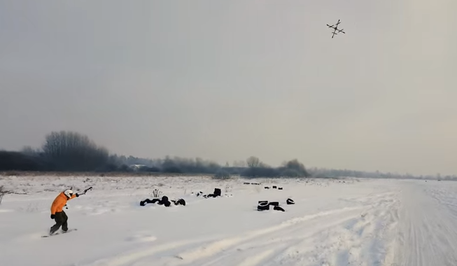 Watch Aerones Droneboarding Drone Pull a Full Grown Man | Digital Trends