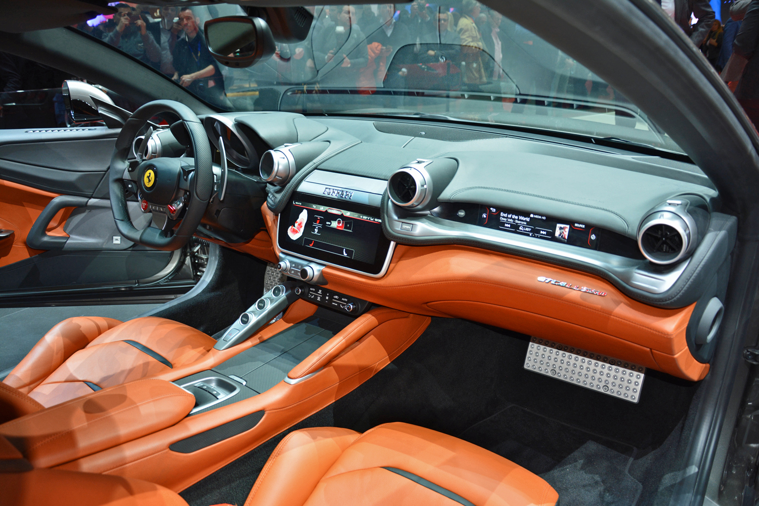 2017 Ferrari GTC4Lusso | News, Performance, Specs, Pictures | Digital ...
