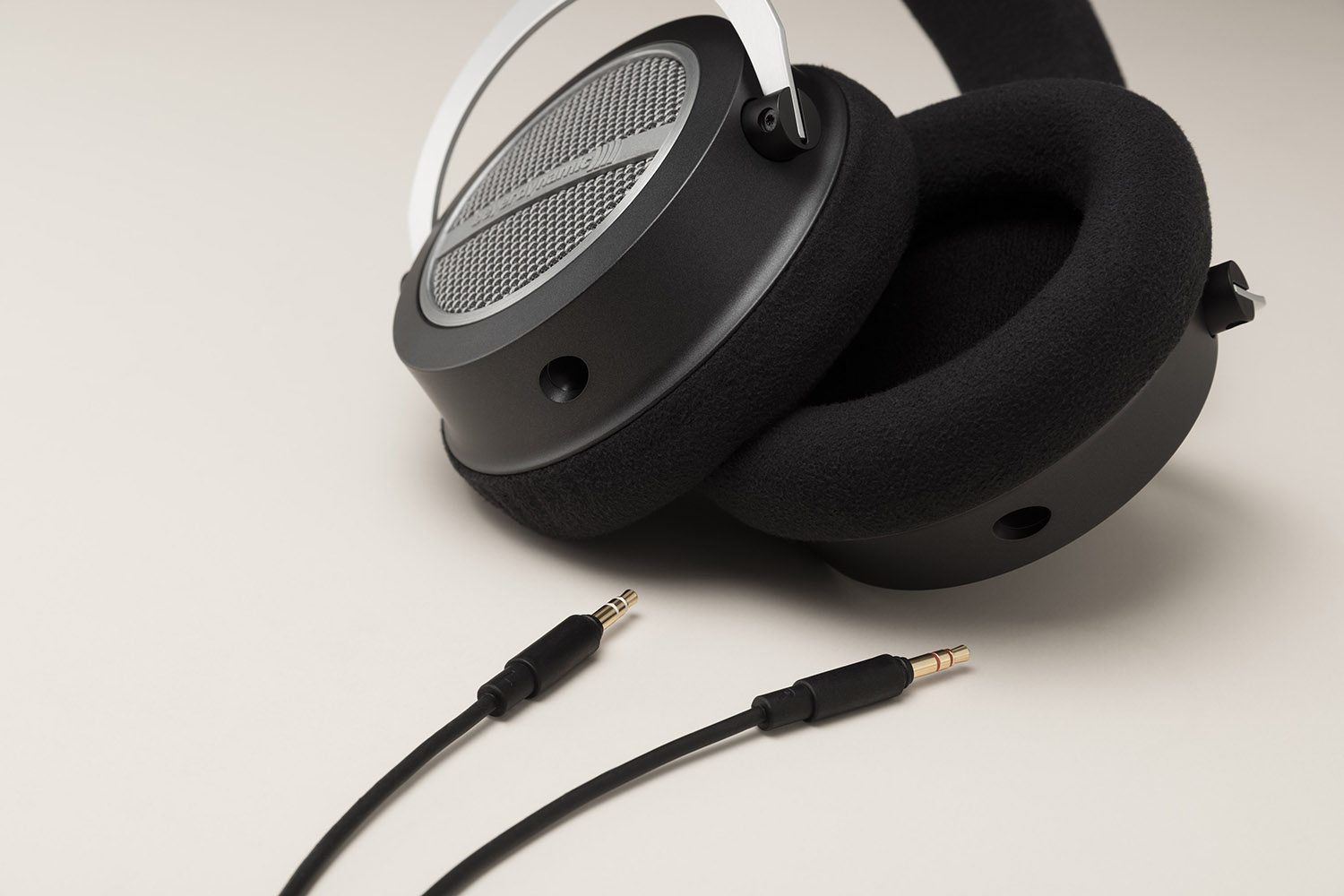 Beyerdynamic Announces Amiron Home Headphones | Digital Trends