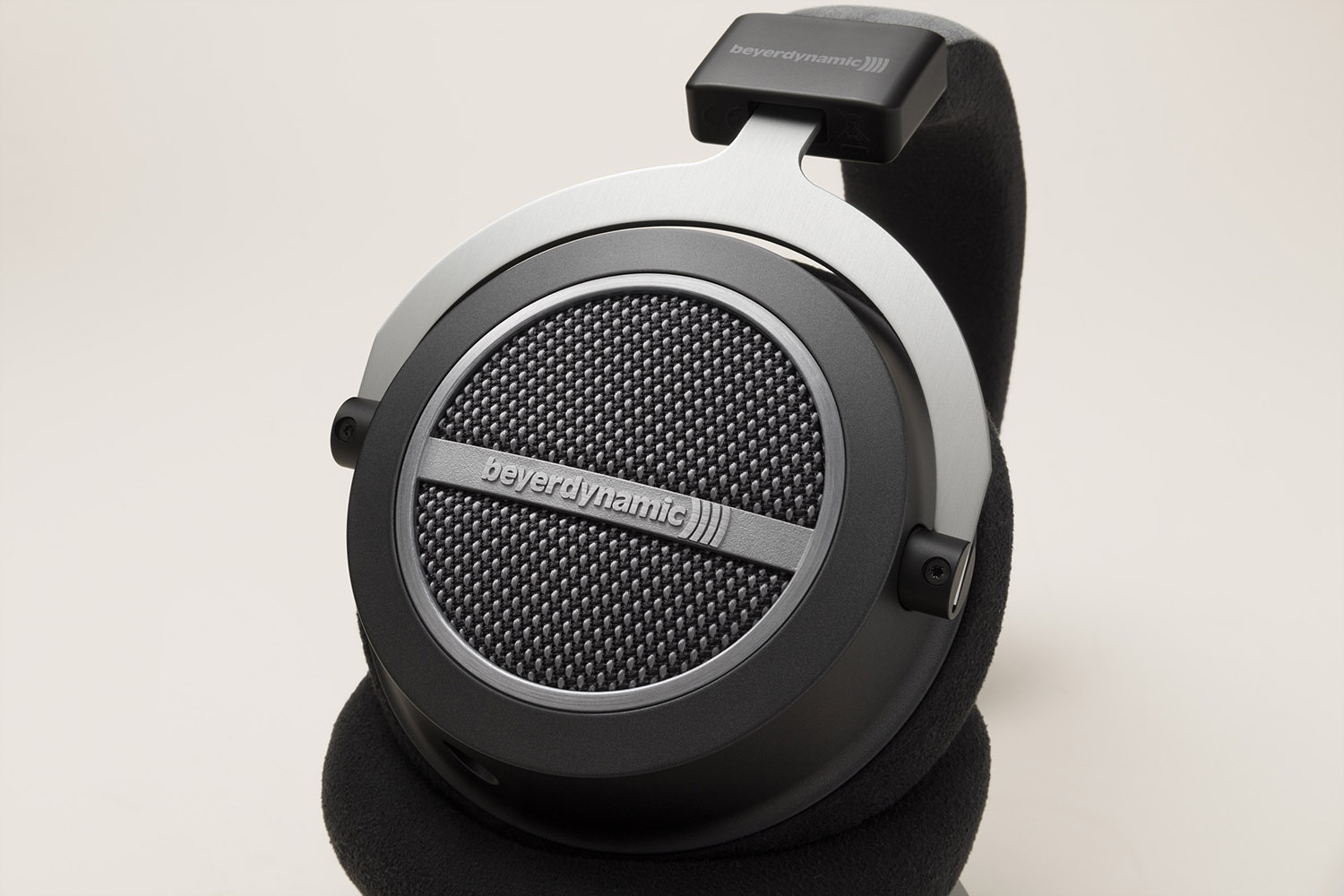 Beyerdynamic Announces Amiron Home Headphones | Digital Trends