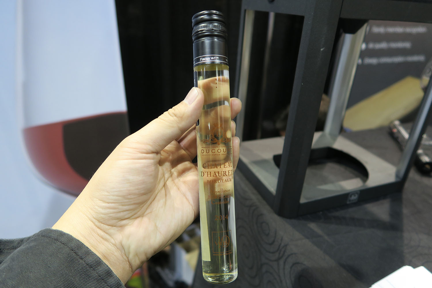 French Company 10-Vins Updates its On-Demand D-Vine Wine Machine ...
