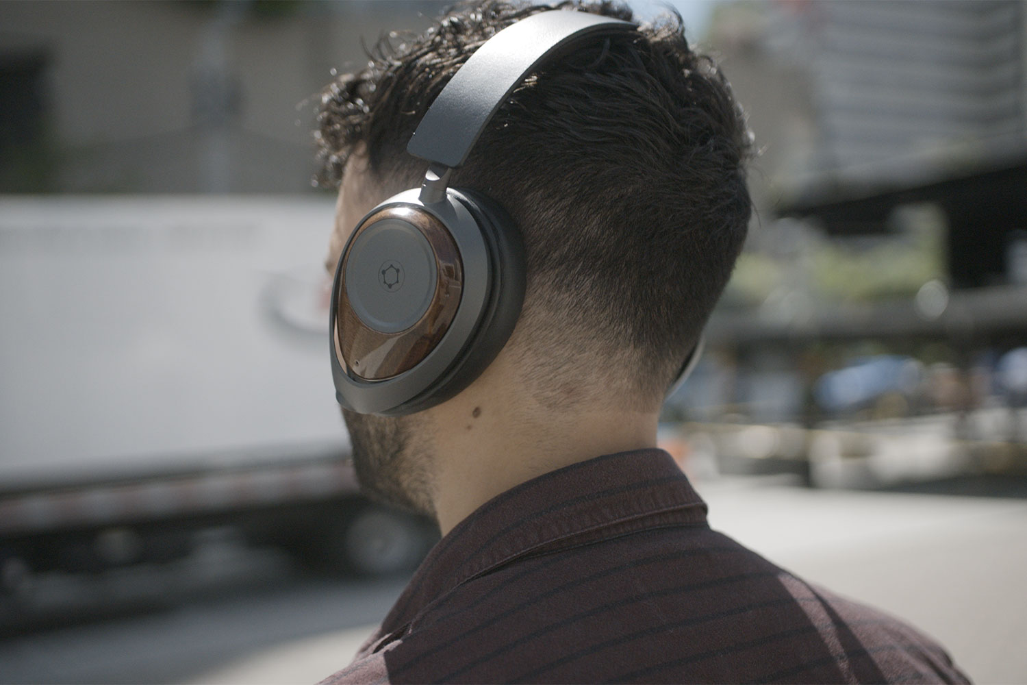 Ora's New GrapheneQ Headphones Are The World's First | Digital Trends
