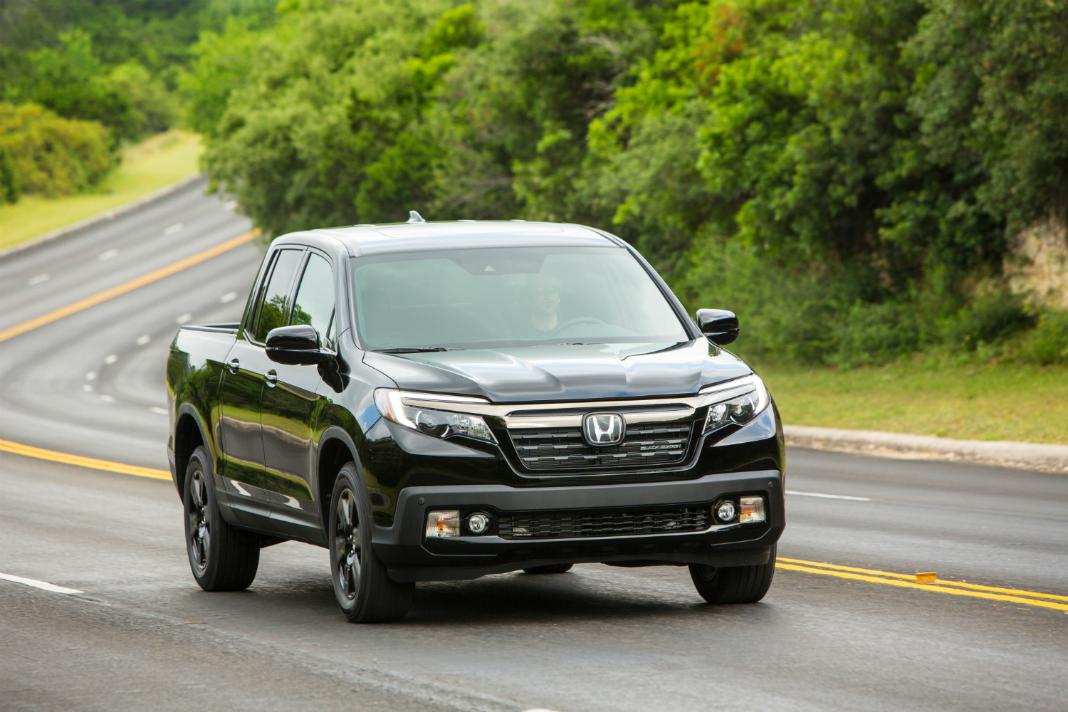 2020 Honda Ridgeline Pickup Gets More Tech, Hybrid Powertrain | Digital ...