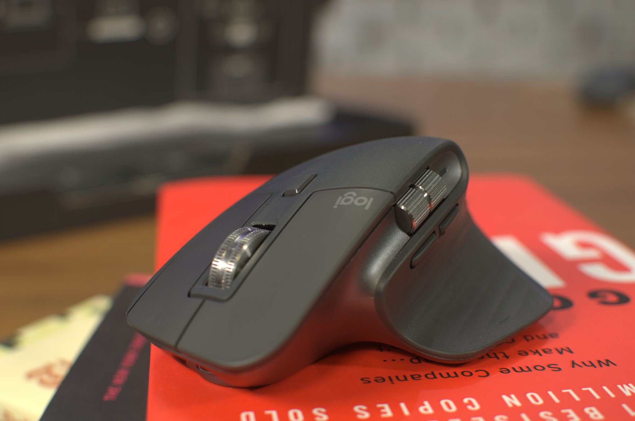 Logitech MX Master 3 and MX Key Review: The Perfect Mouse and Keyboard ...