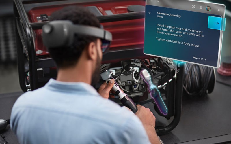 Microsoft HoloLens 2 Hands-On Review: The Future On Your Face | Digital ...