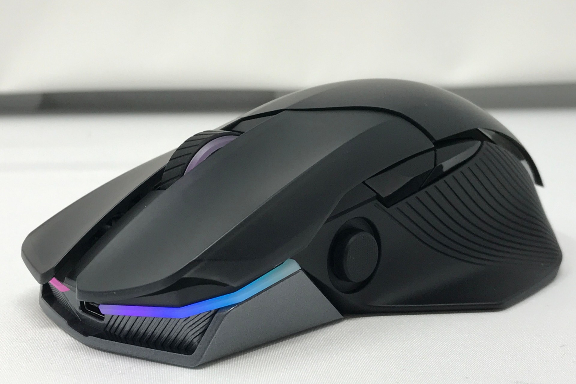 Asus Chakram Is the Best Mouse of CES 2020 | Digital Trends