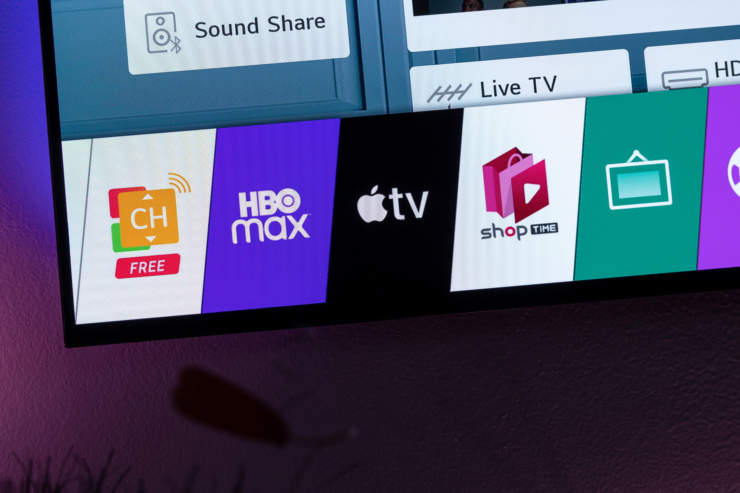 Apple TV adds free, ad-based channels: ABC News, AOL On, and PBS Kids ...