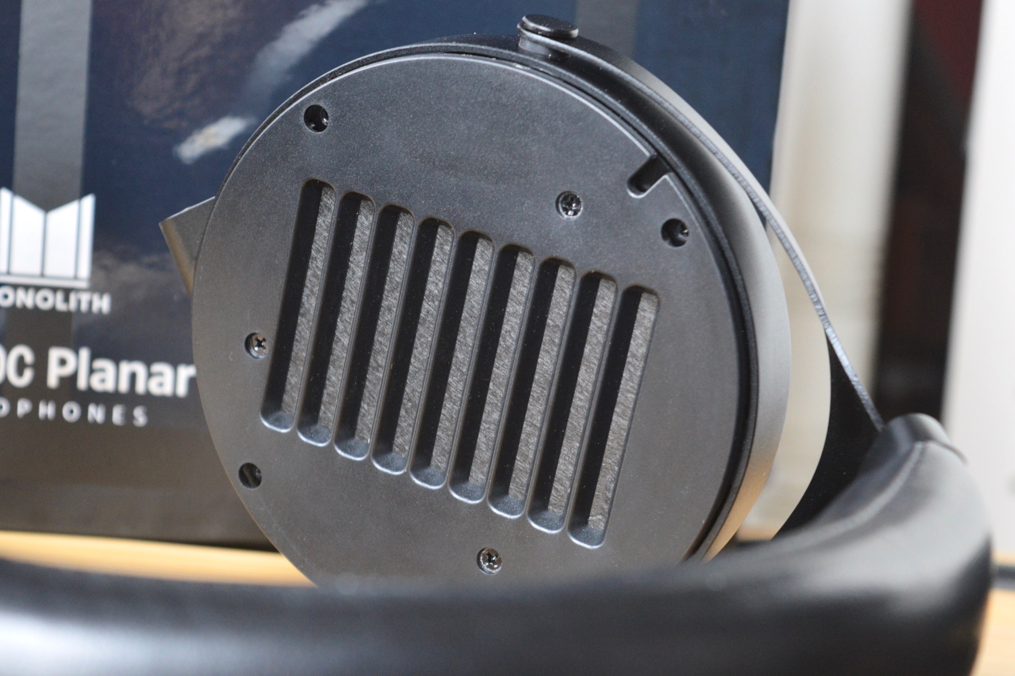 Monoprice M1070C review: Giant cans miss on planar's promise | Digital ...