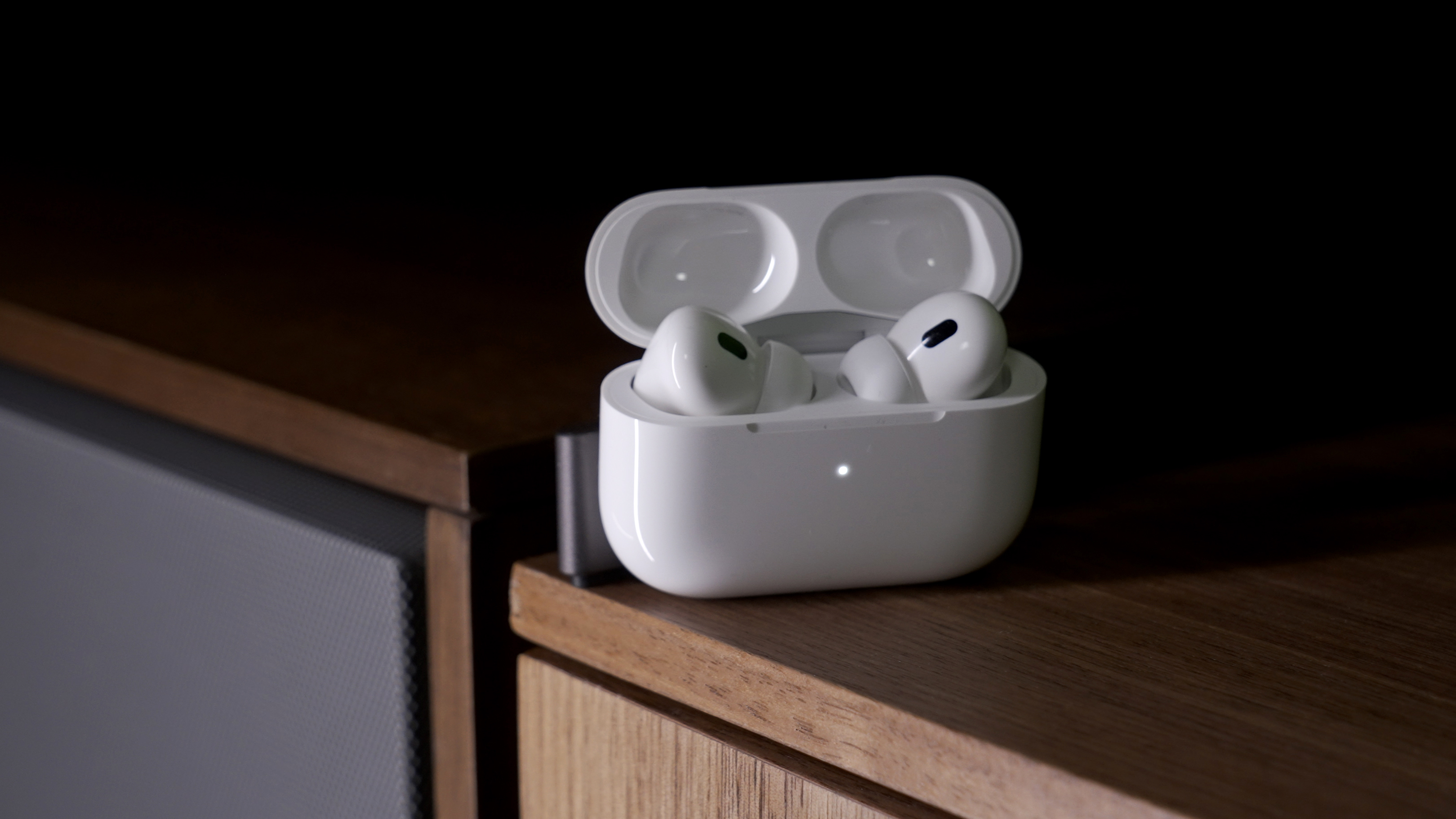 Apple AirPods Pro Debut at $249 with Active Noise Cancellation ...