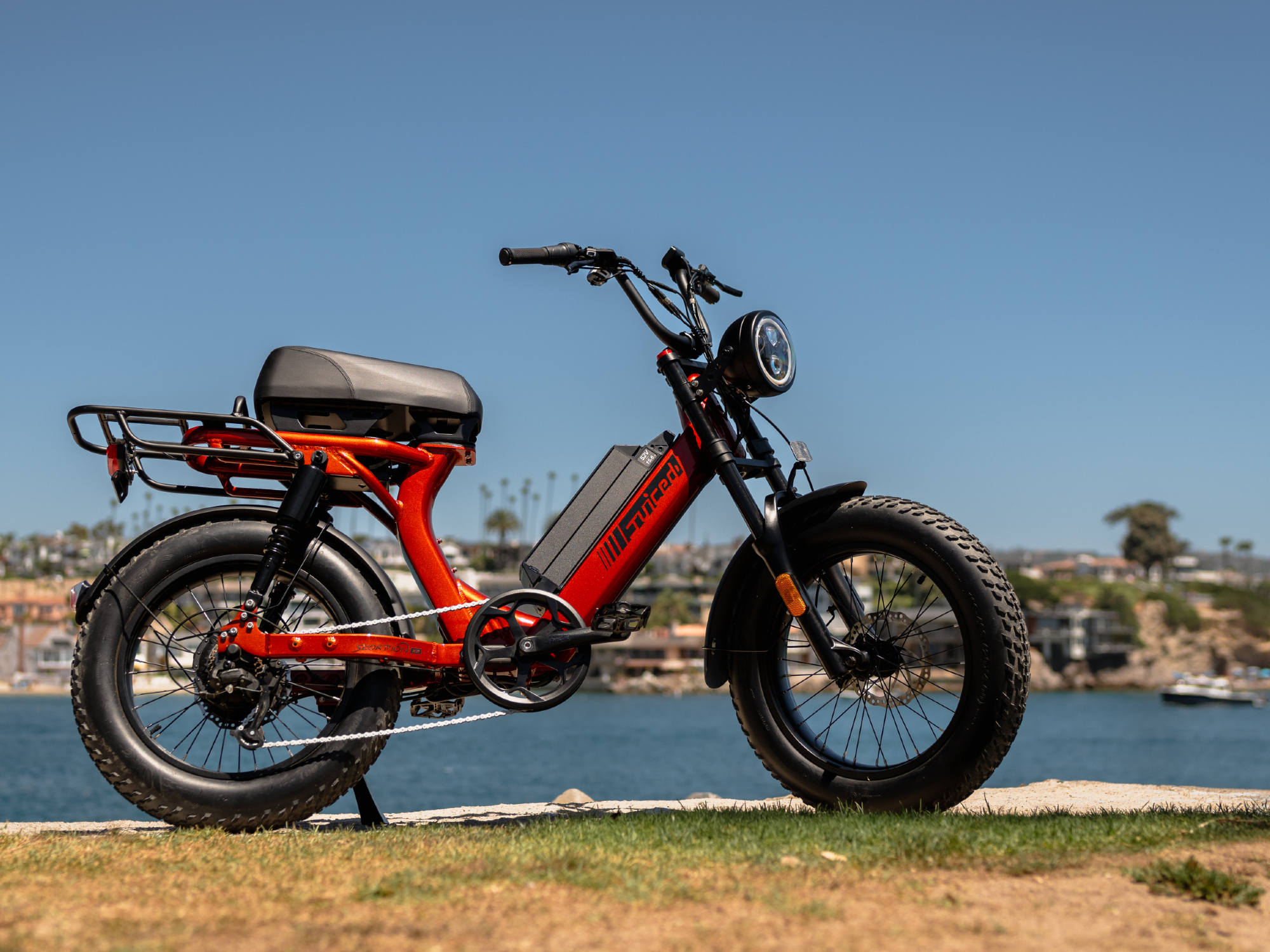 The Paratrooper Elite from Montague Is a Foldable Mountain Bike ...