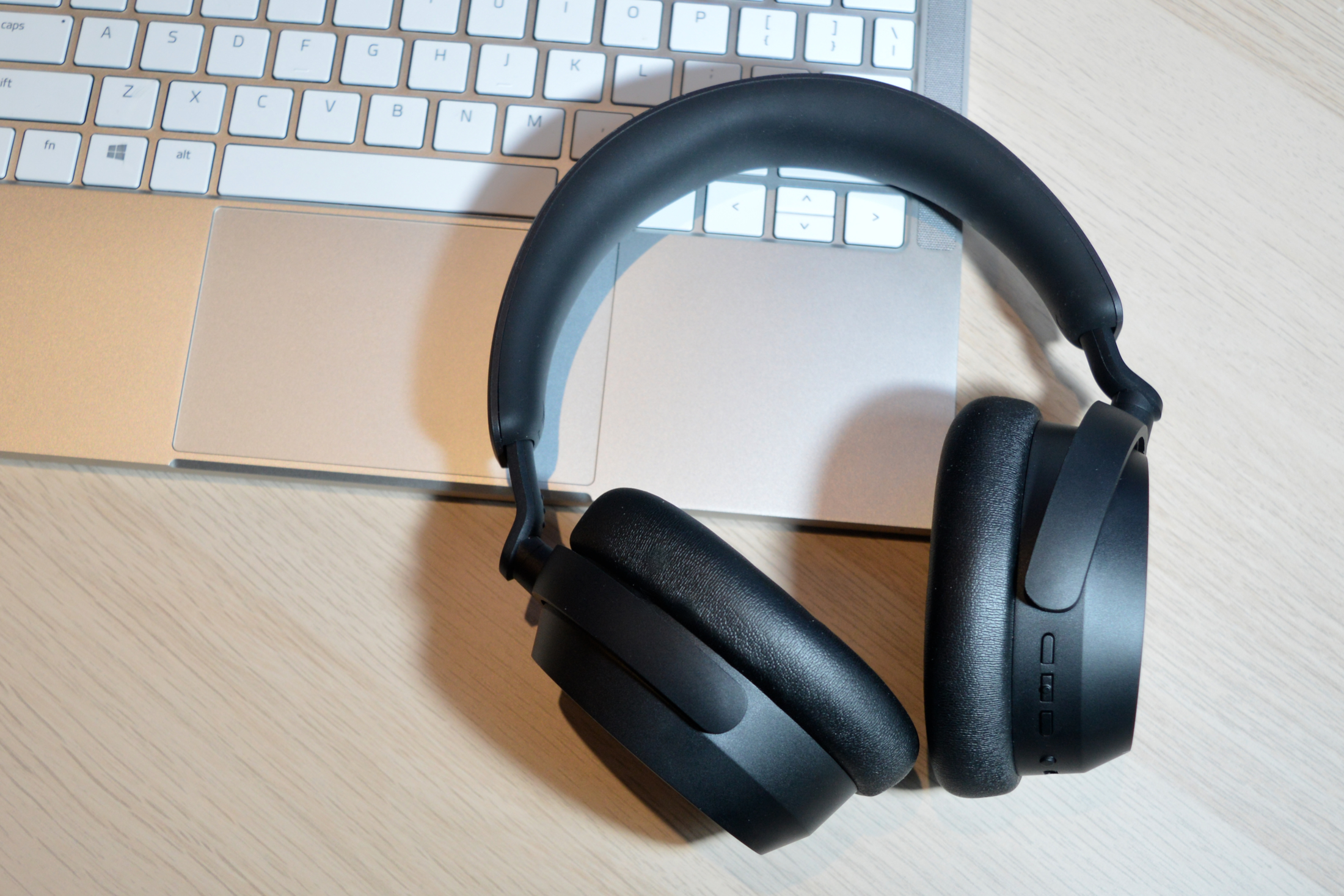 Sennheiser Accentum headphones, already a bargain, are $48 off today ...