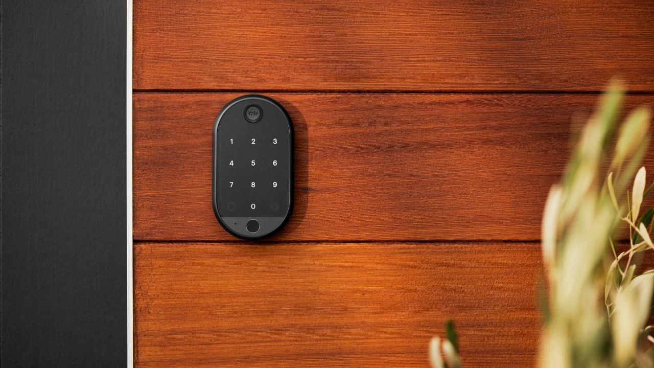 The Kevo Contemporary Will Unlock Your Door With a Single Touch ...