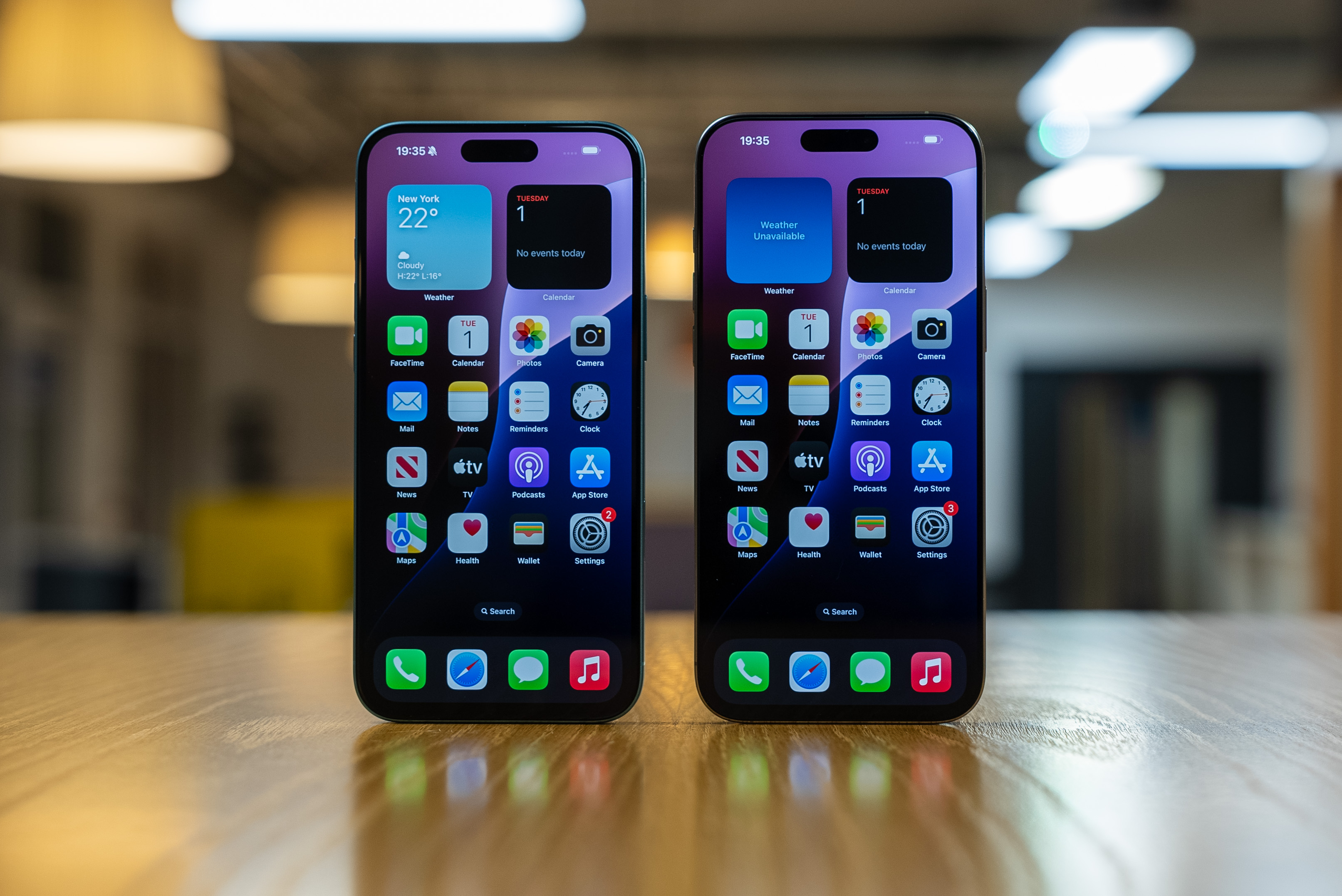 Apple iPhone 16 Plus vs. iPhone 16 Pro Max: Which big iPhone wins ...