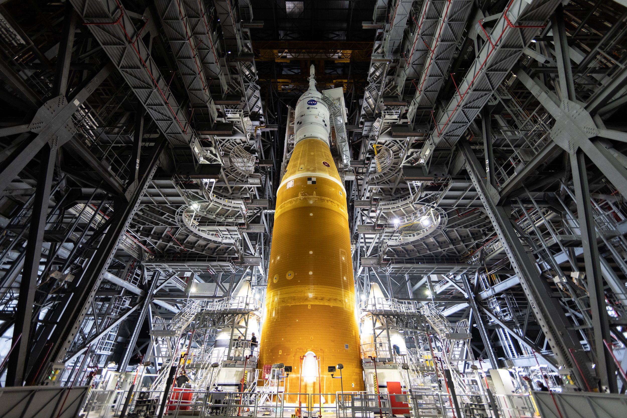 NASA's mega moon rocket gets key upgrades for crewed moon mission ...